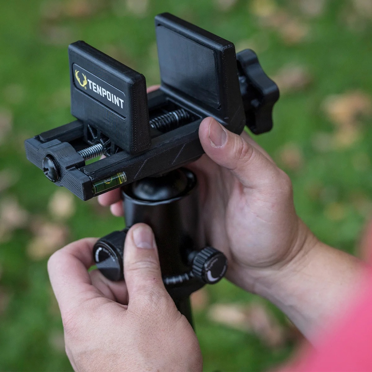 TenPoint Axis Tripod / Crossbow Tripod