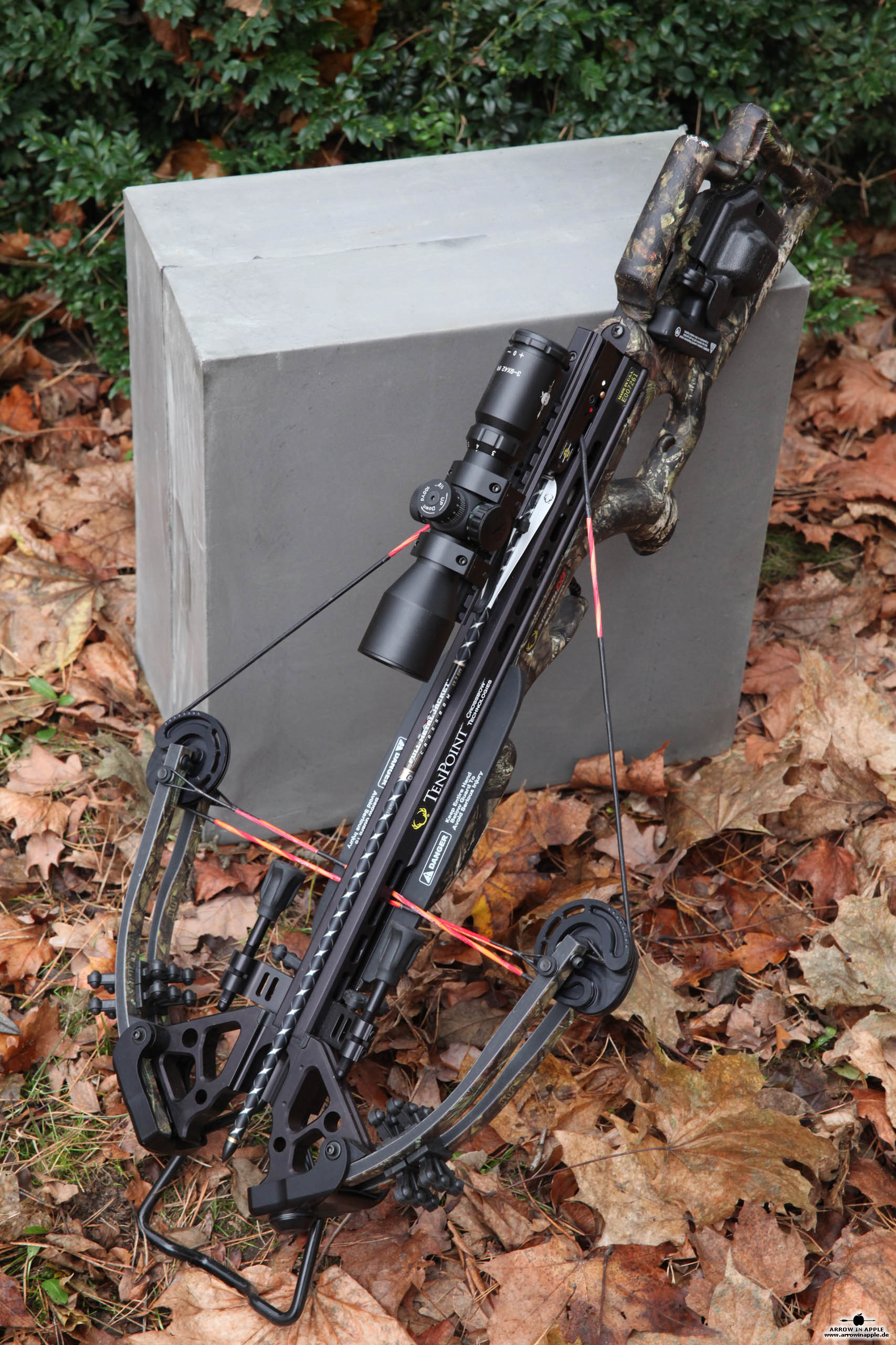 TenPoint Stealth FX4 - ARROW IN APPLE